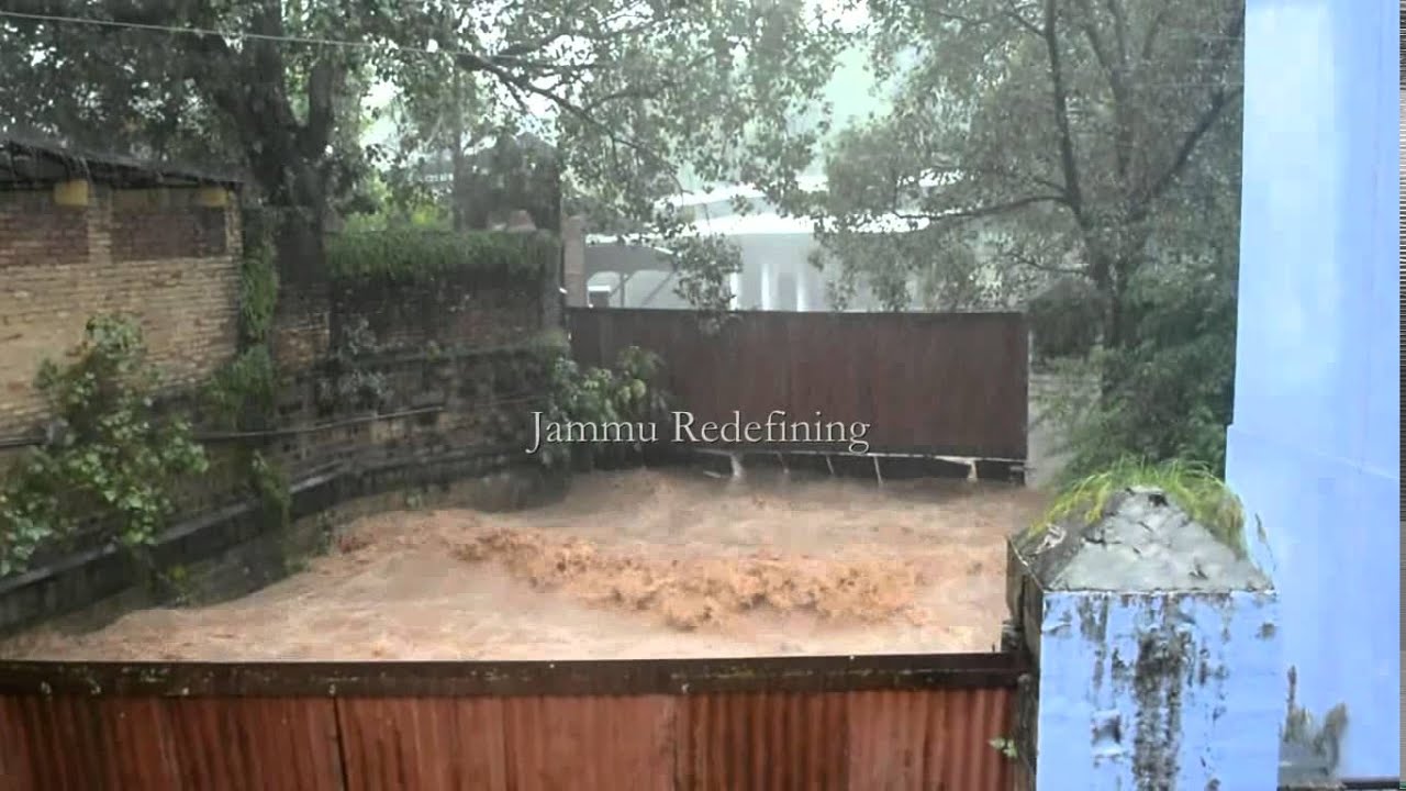 Ferocious Devika River, Udhampur floods - YouTube