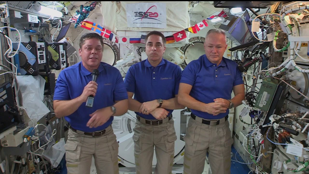 Expedition 63 Inflight with New York Times, Fox News, and USA Today ...