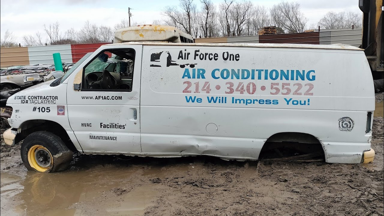 SMASH & CRASH! Big FORD E-250’s More FORDS !!👍😁💙⭐️ - YouTube