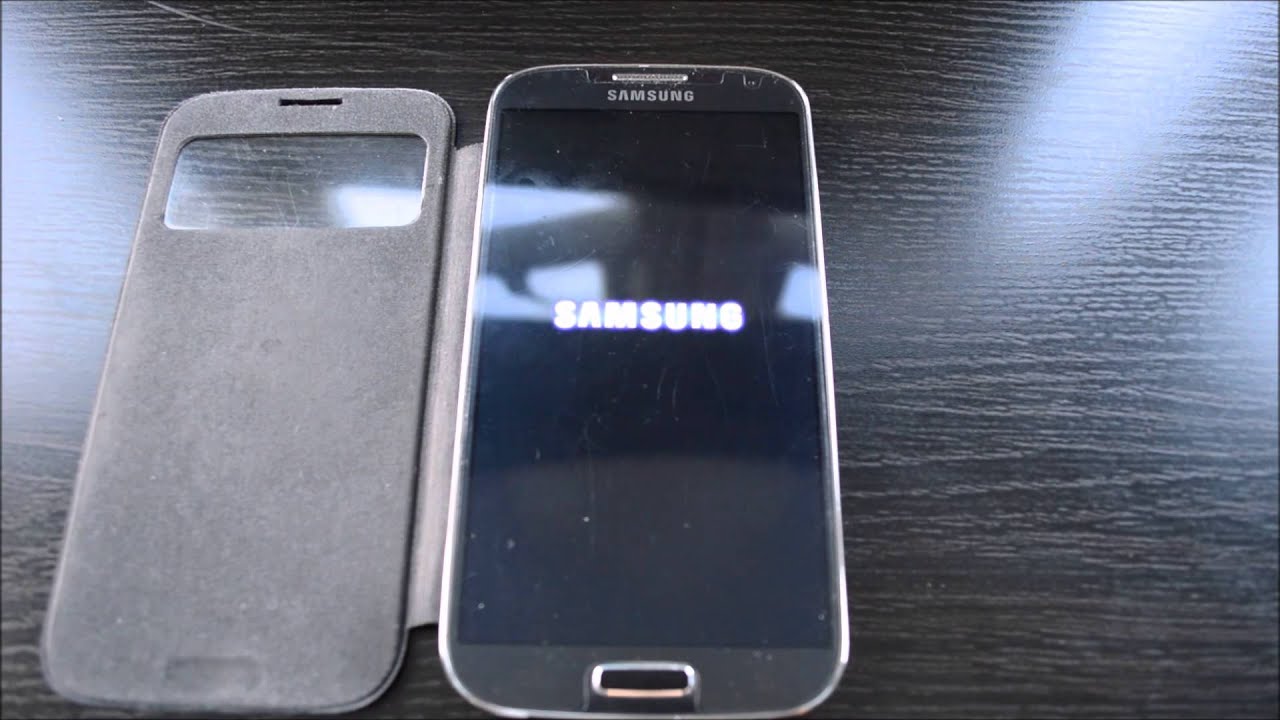 Galaxy S4 won't start after crash - YouTube