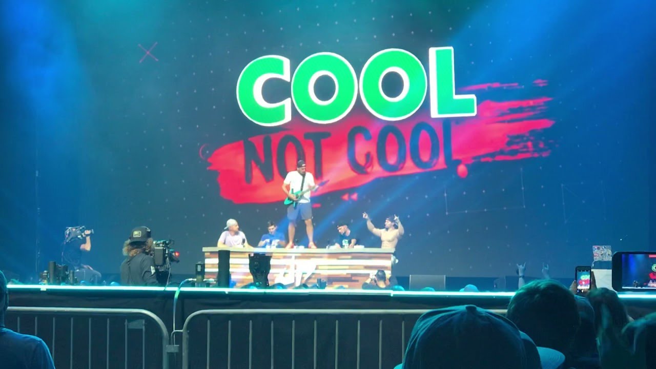 Dude Perfect Cool Not Cool (Dude Perfect Tour 2021) - YouTube