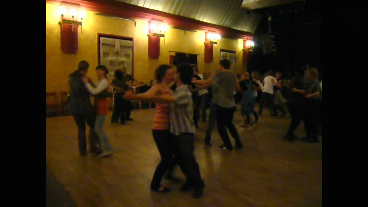 Dirižablis - YouTube