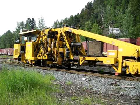 CPR in Castlegar BC Fairmont Jackson Tamper at work. - YouTube