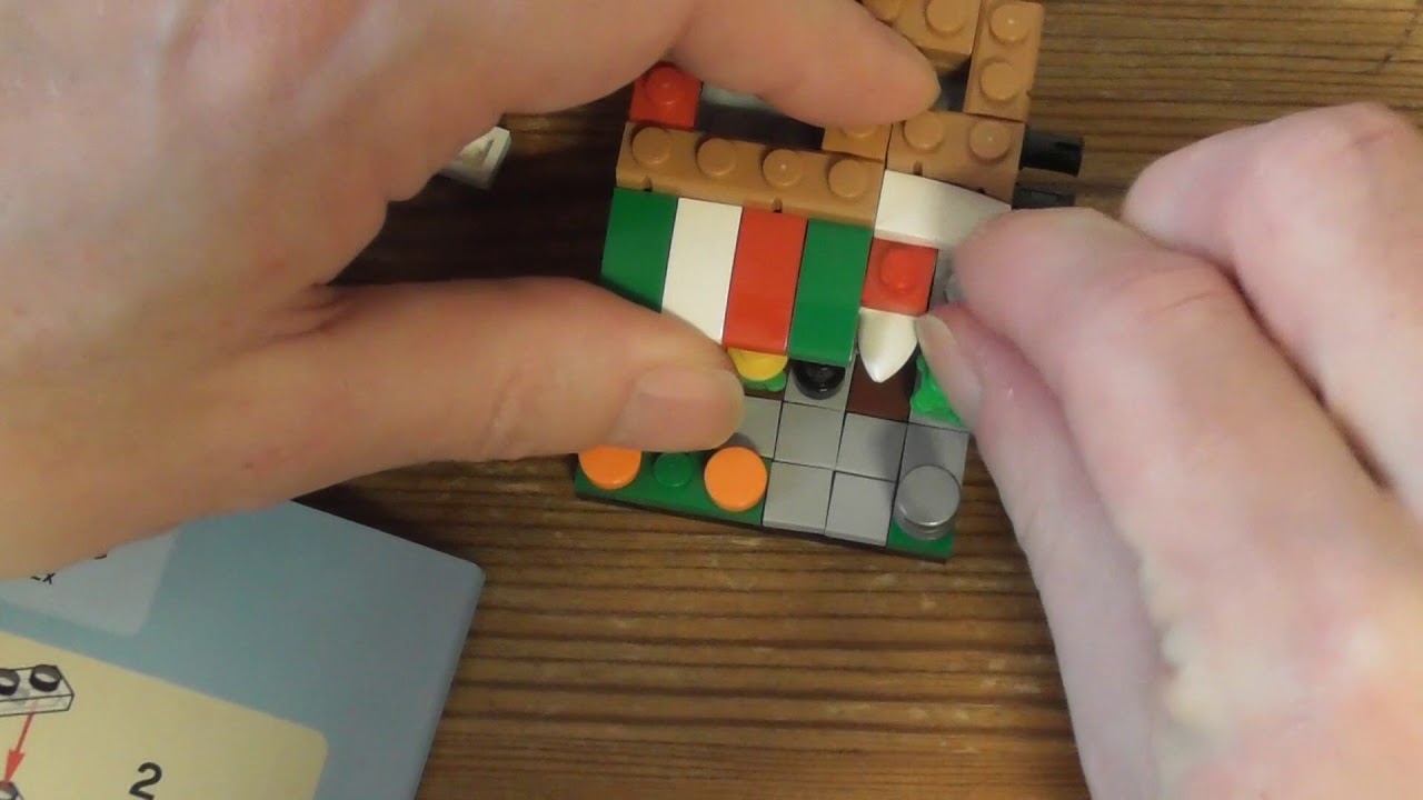 Building Lego Bricktober Pizza Place SET 41081 - YouTube