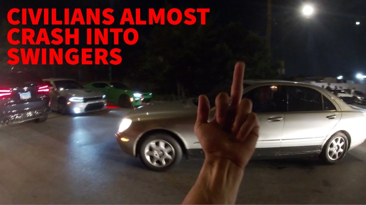 ANGRY PEDESTRIANS TRY TO SHUT DOWN ILLEGAL CHICAGO CAR MEET - YouTube