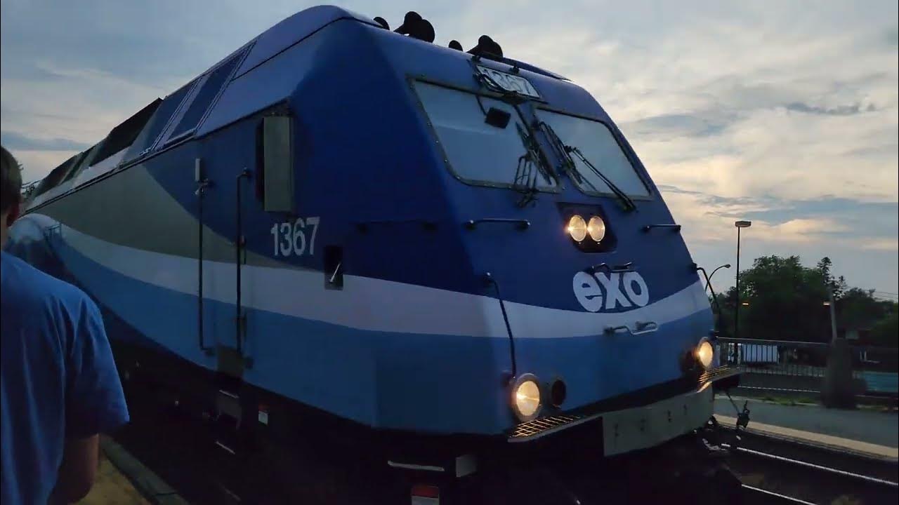 Exo commuter train arriving in Sainte-Anne-de-Bellevue - mini collaboration with @bunnykrusher ...