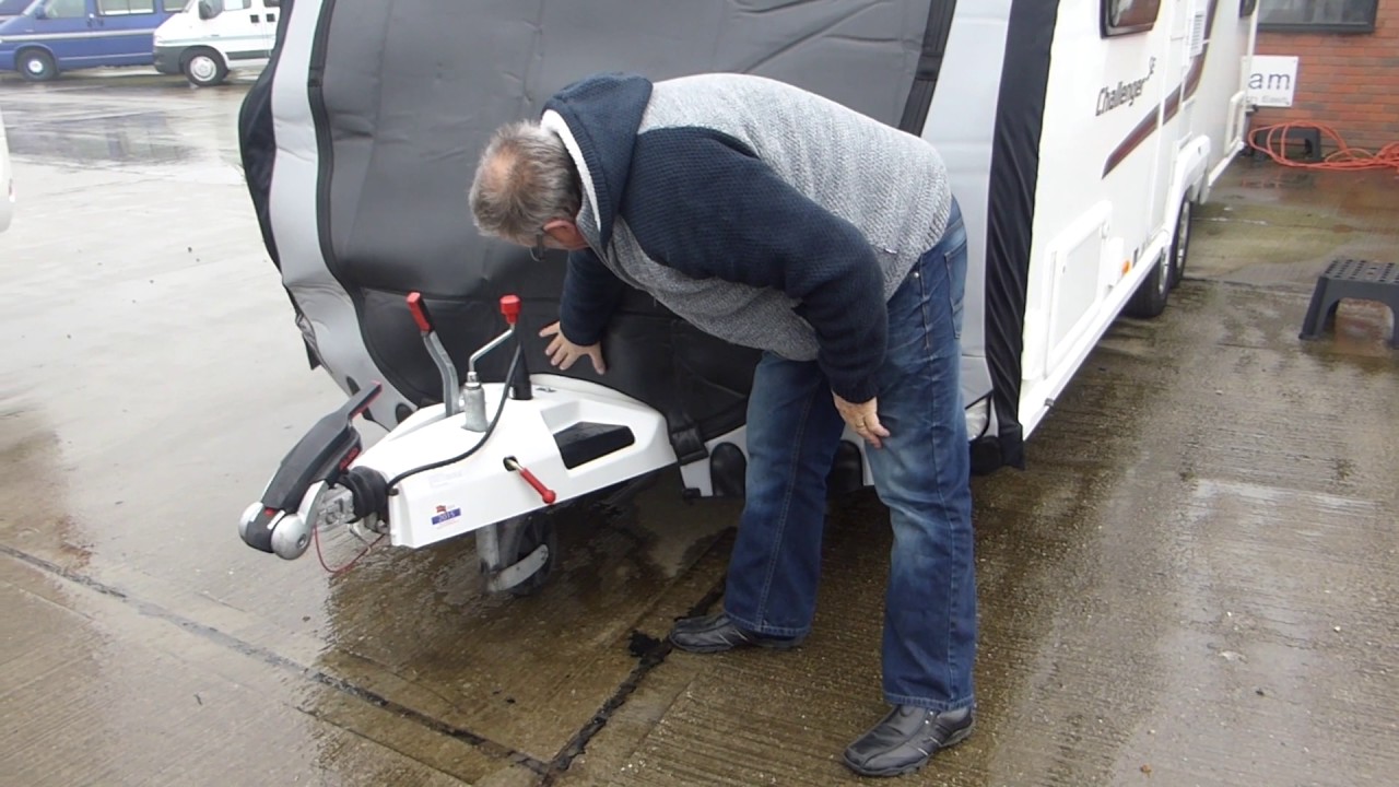 S1 E4 Picking up the caravan and first Tow! - YouTube