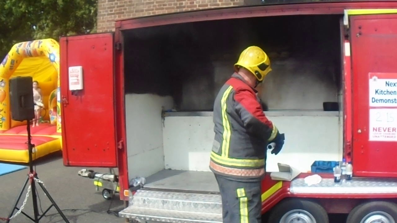 Derbyshire Fire and Rescue Service-Ashbourne Fire Station Open day ...