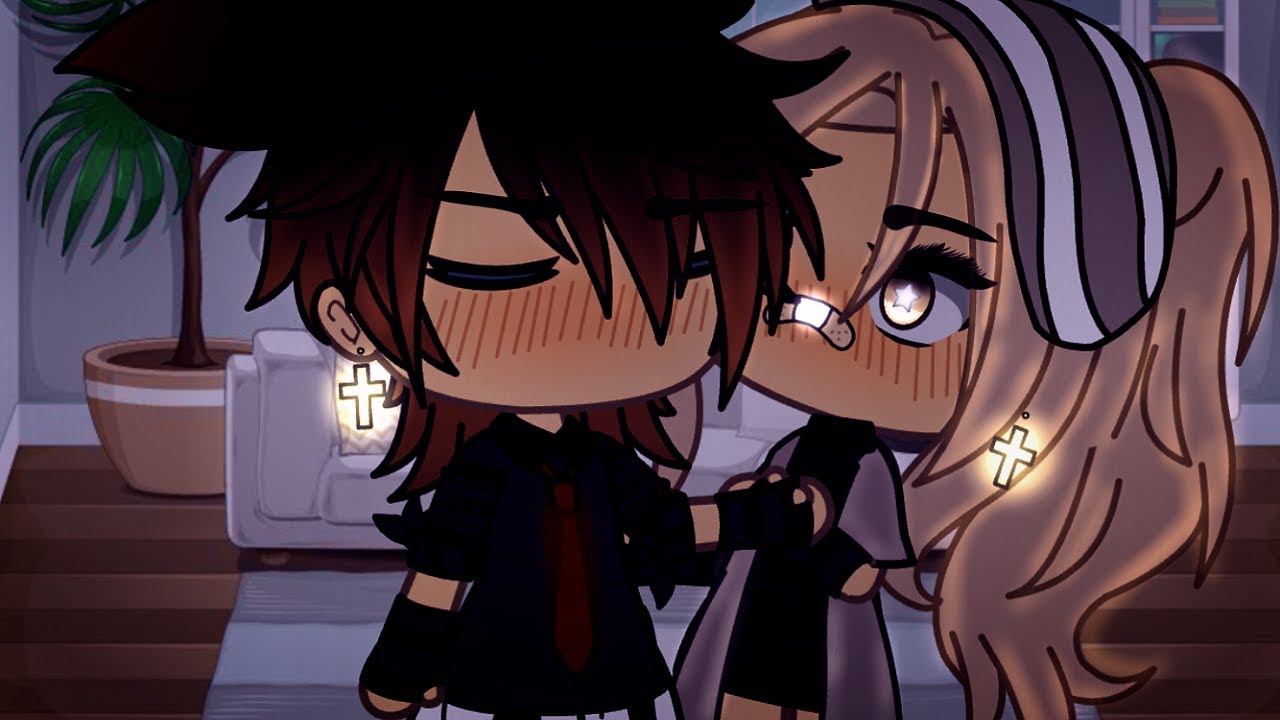 💋🤍Are you using lipstick?? || Gacha life meme || •-Lauren-•🤍🦋 ||💋🤍 ...