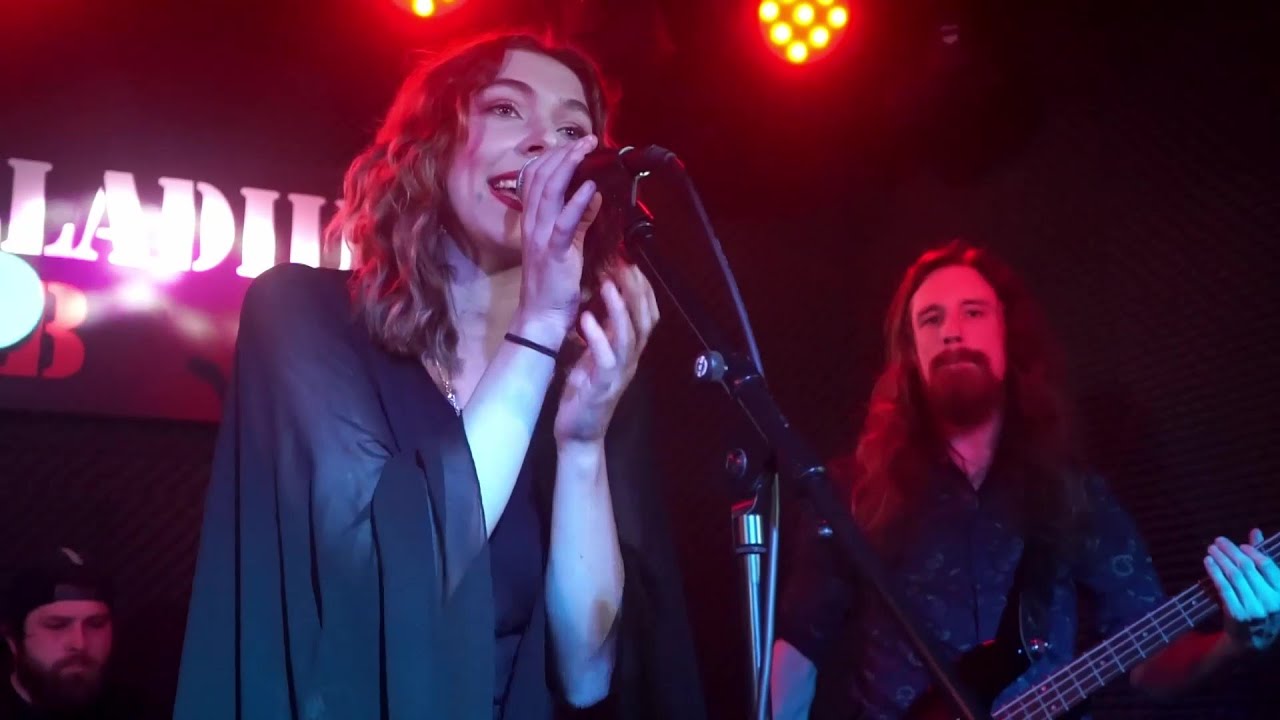 Bad Willow - 'Night Light' LIVE! - YouTube