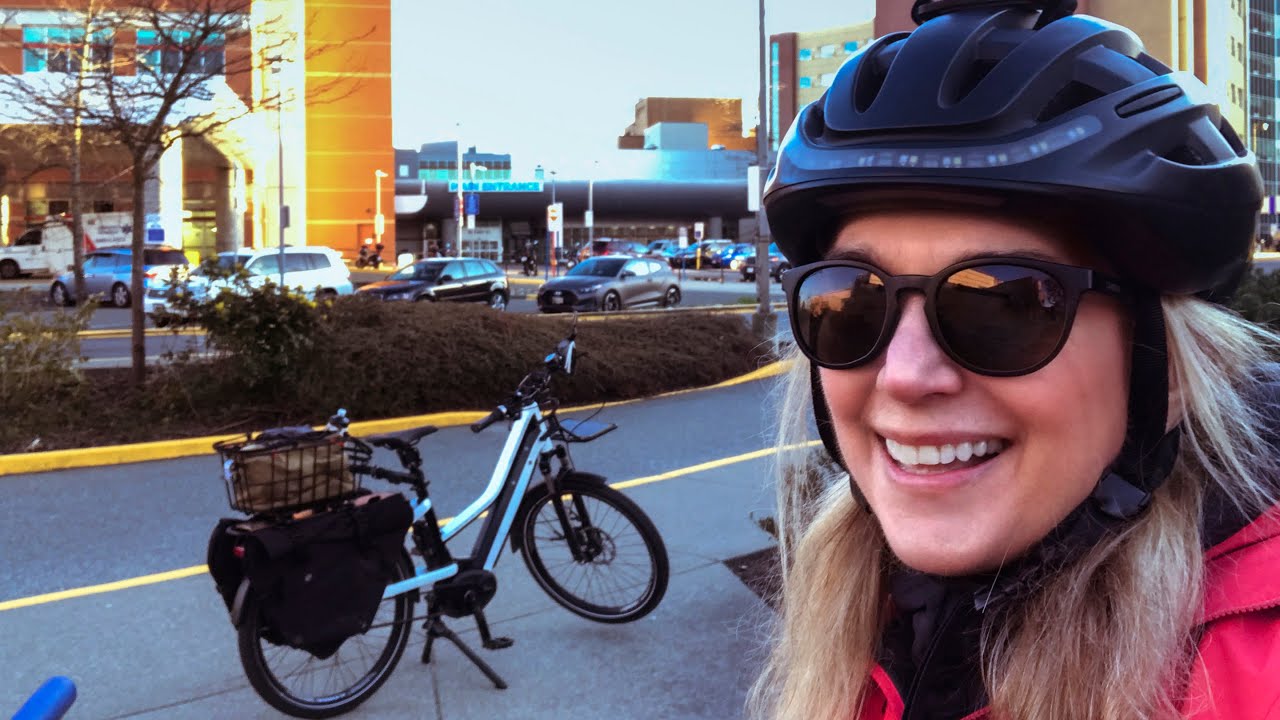 Bike Tour Victoria BC - YouTube