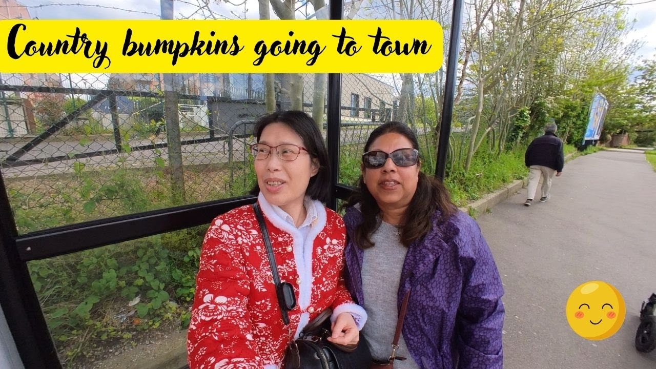Country bumpkins going to town - YouTube