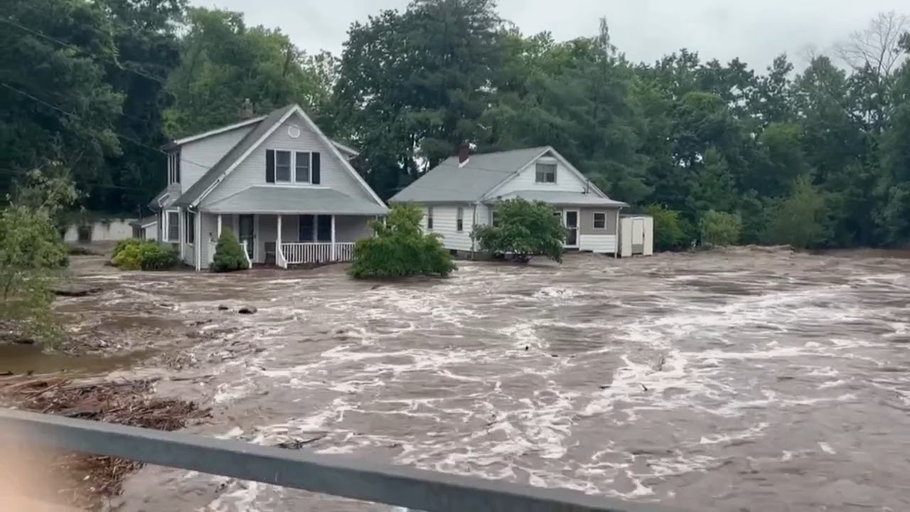 Historic flooding hits northeastern part of US - YouTube