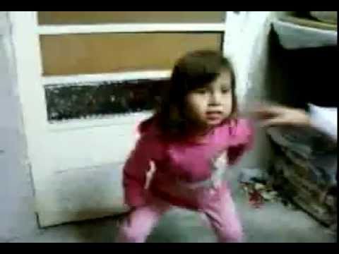 YASMIM DANÇANDO FUNK