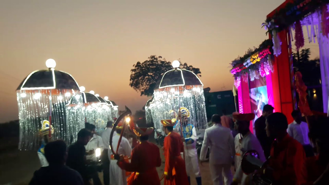 Laxmi brass band shirur light chatri in pandharpur - YouTube
