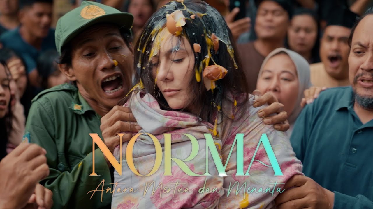 Yusuf Mahardika dan Wulan Guritno Diarak Warga | Norma: Antara Mertua dan Menantu Teaser Trailer ...