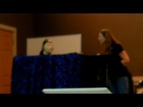 SLINKY & MCRIB DOING A COOL PUPPET SKIT - YouTube