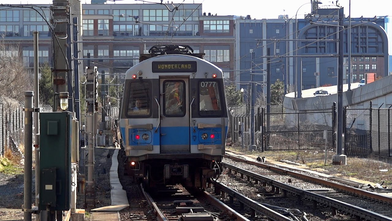 Boston subway - Airport station - YouTube