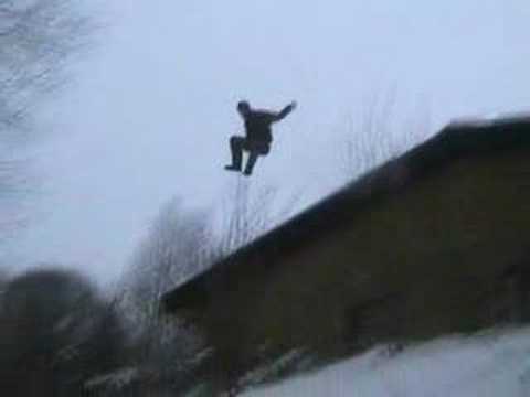 Roof Jump ( 20 feet / 6 meters drop! ) - YouTube