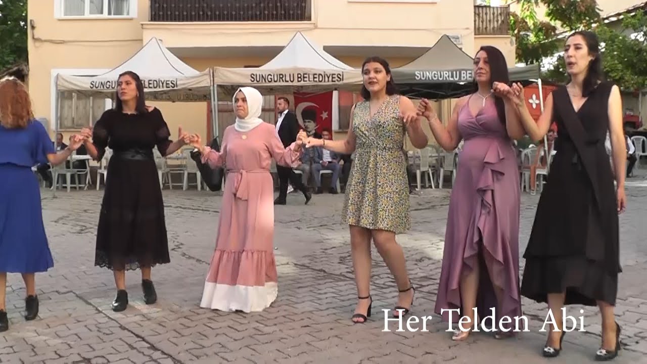 syrian wedding village wedding dance - YouTube