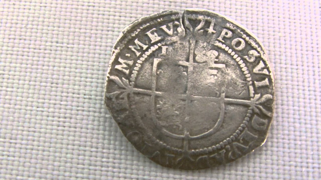 Elizabeth the 1st hammered silver coin metal detector find - YouTube