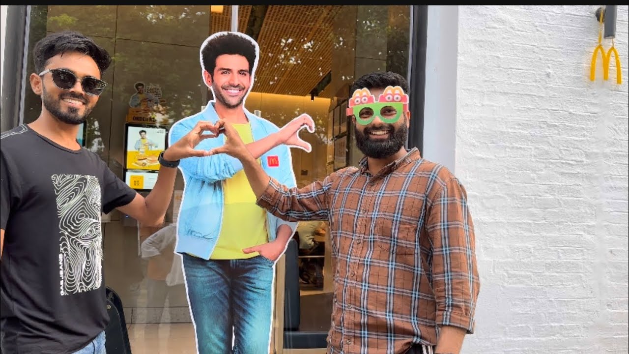 Hum mille Kartik Aryan se😅||bibh vlogs #trending #vlog - YouTube