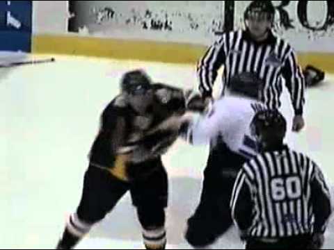 Alexandre Mallet vs Dillon Donnelly Nov 11, 2011 - YouTube