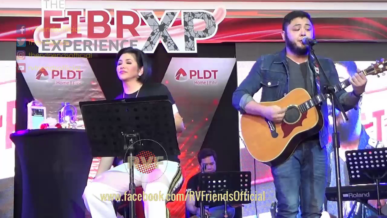 Regine Velasquez - With A Smile ft. Robin Nievera [Fibr Experience Live ...