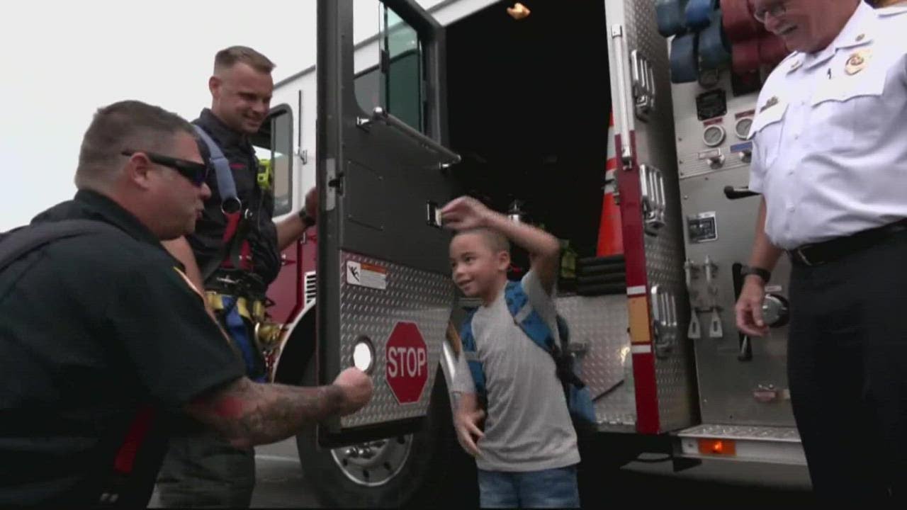 Kindergartner gets ride to school on a firetruck | Get Uplifted - YouTube