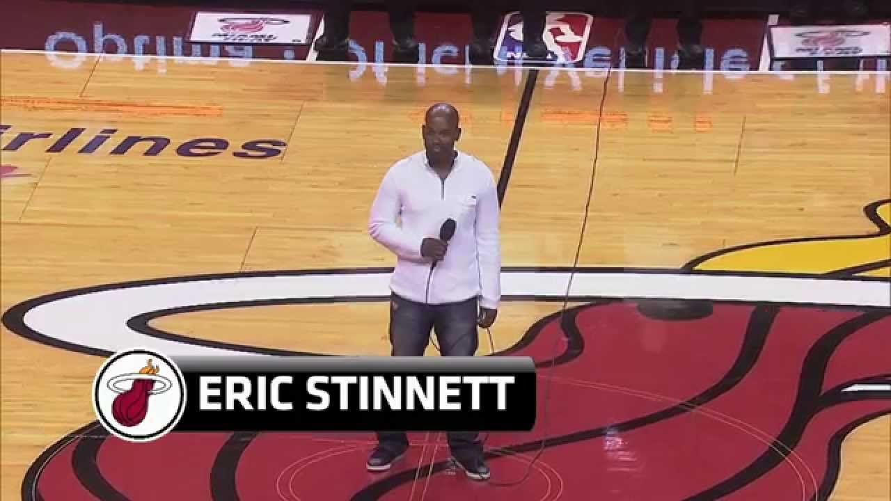 Eric Stinnett sings the National Anthem at the Miami Heat Game - YouTube