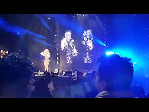 Fey - "Vuelve" - En vivo, auditorio nacional, hits tour 21 marzo 2025 ...