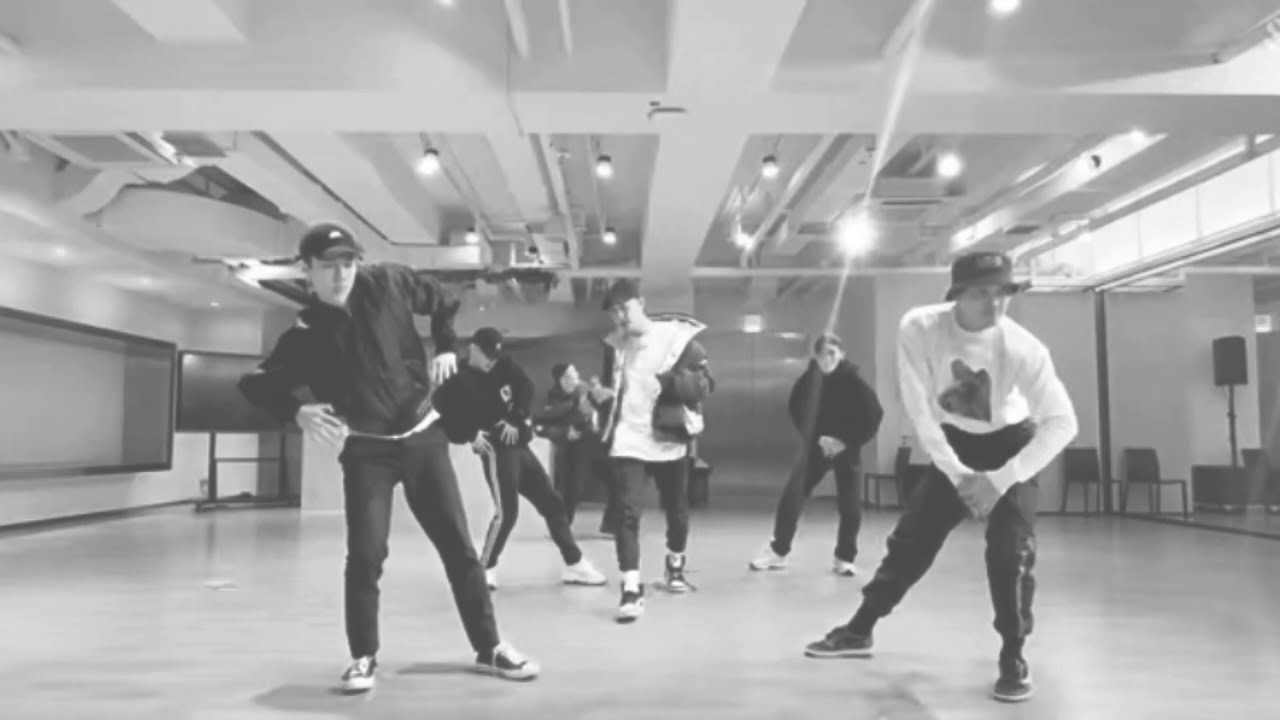 exo dance practice but the music is pretty savage - YouTube