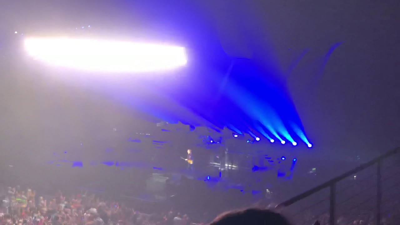 Paul McCartney - A Hard Day’s Night - SAP Center - YouTube