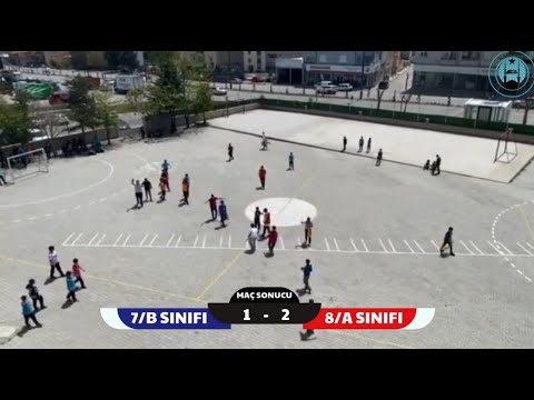 Okul Turnuvası Yarı Final Maçı / 7B SINIFI  1 - 2  8A SINIFI
