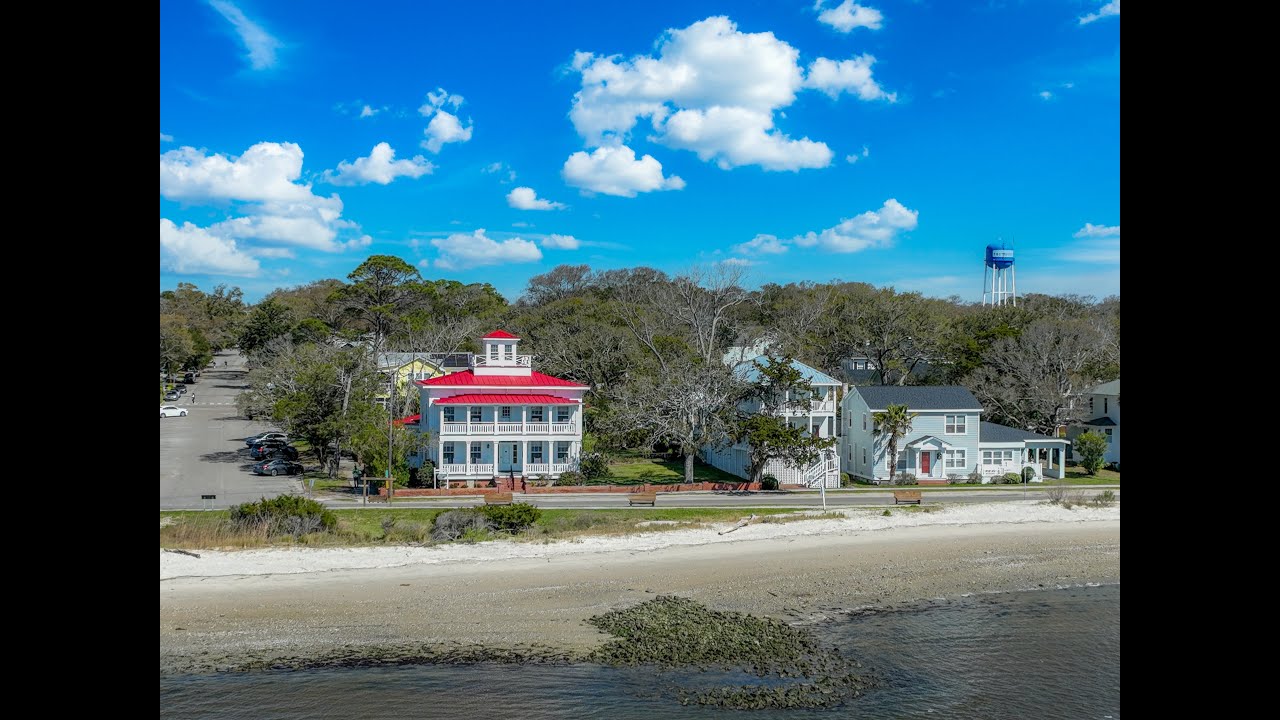 The Cape Fear House, 216 W Bay Street, Southport, NC 28461 - Quick ...