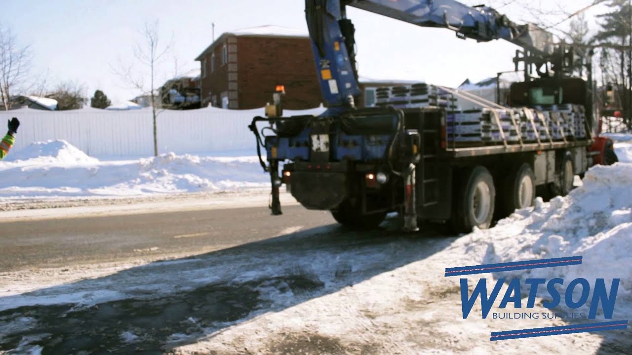 Truck Back up Safety Procedures for Signalers - YouTube