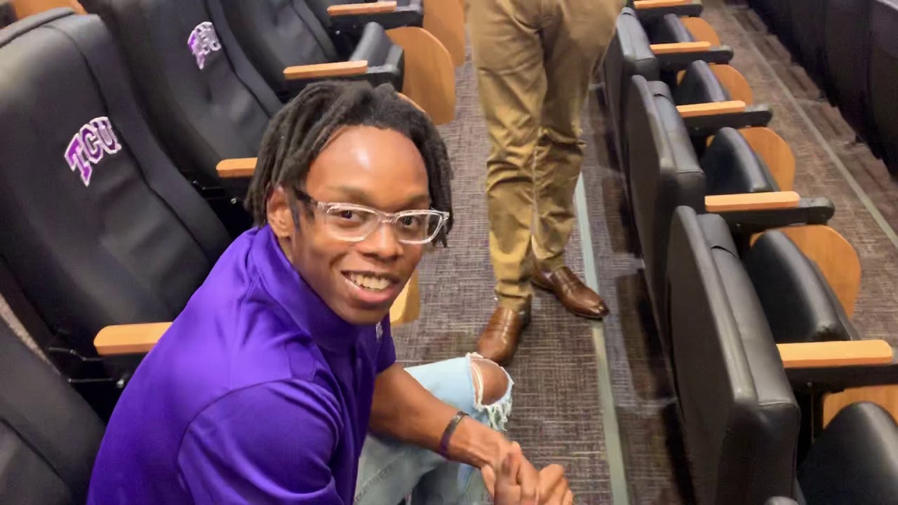 Julius Lewis talks 2019 season - YouTube