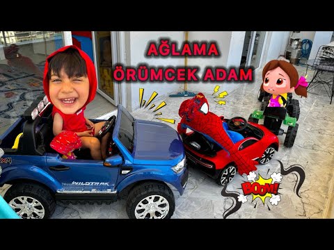 POYRAZ MAVİ AKÜLÜ ARABASIYLA ÖRÜMCEK ADAMIN BUGATTİSİNE ÇARPTI !