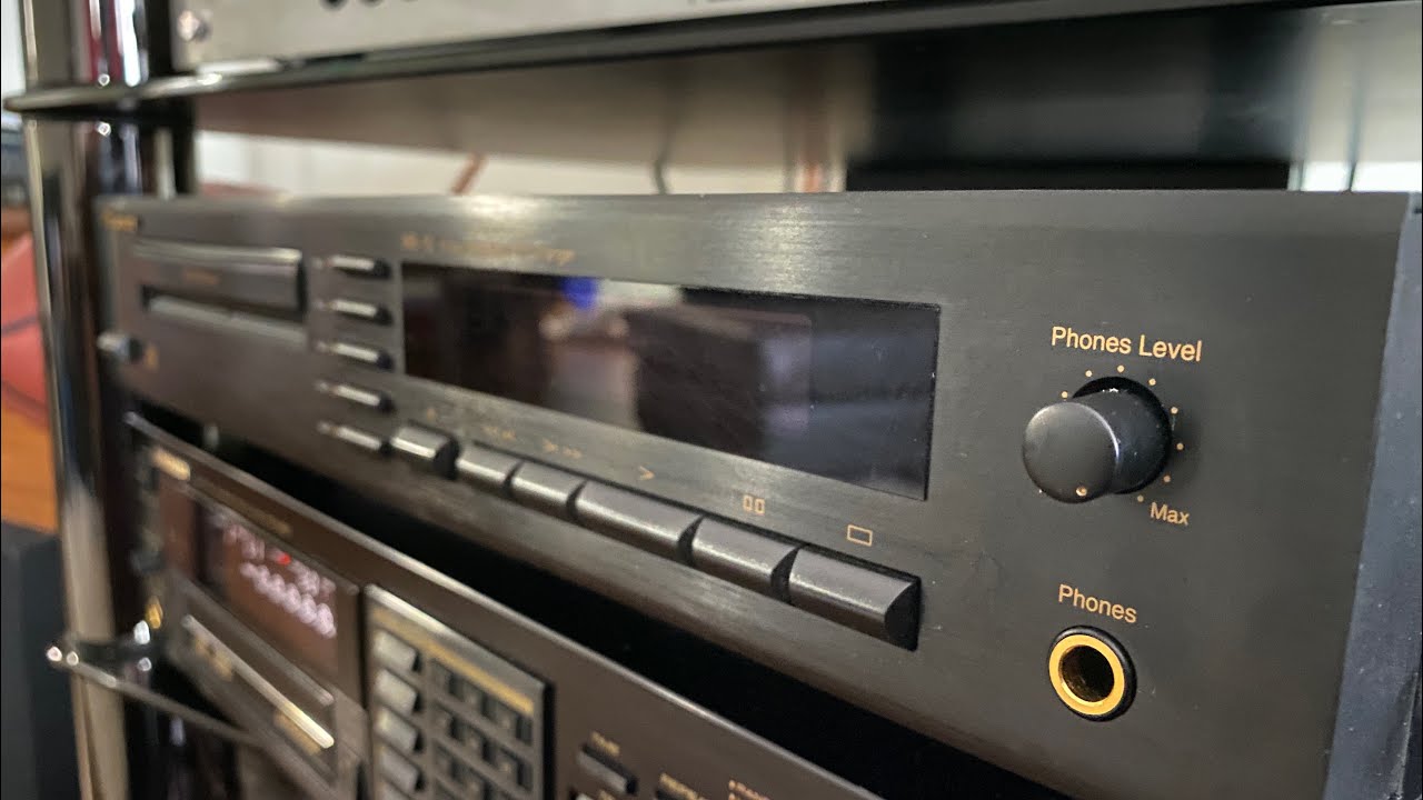 Nakamichi MB 10 * Music Bank CD Changer - YouTube