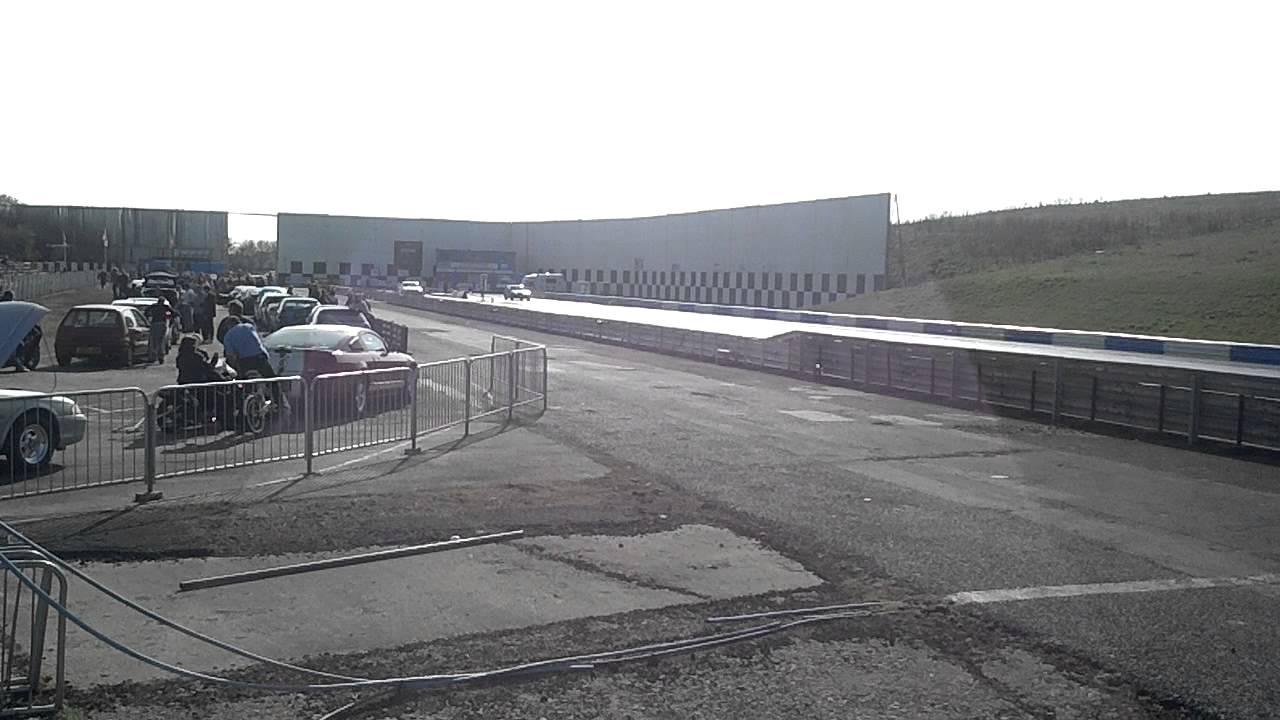 Wobbley Dave vs Jay 1/4/2012 16:21 Shakespeare County Raceway - YouTube