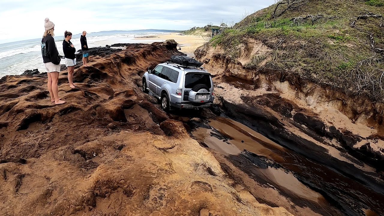 Mitsubishi Pajero (NS Petrol) - Ngkala Rocks Fraser Island - 3 July ...