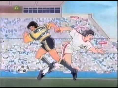 Captain Tsubasa  081 - Tsubasa traci grunt pod nogam