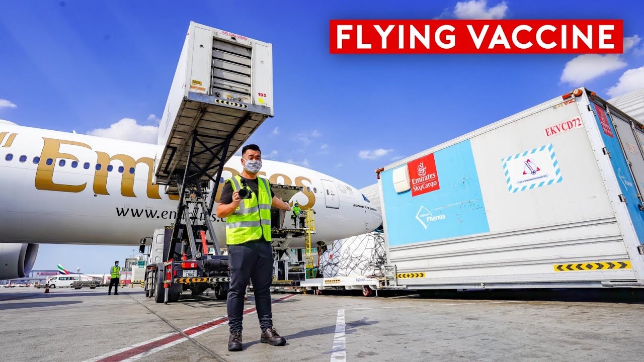 Aviation's Next Challenge: How Do Airlines Transport Vaccines? - YouTube