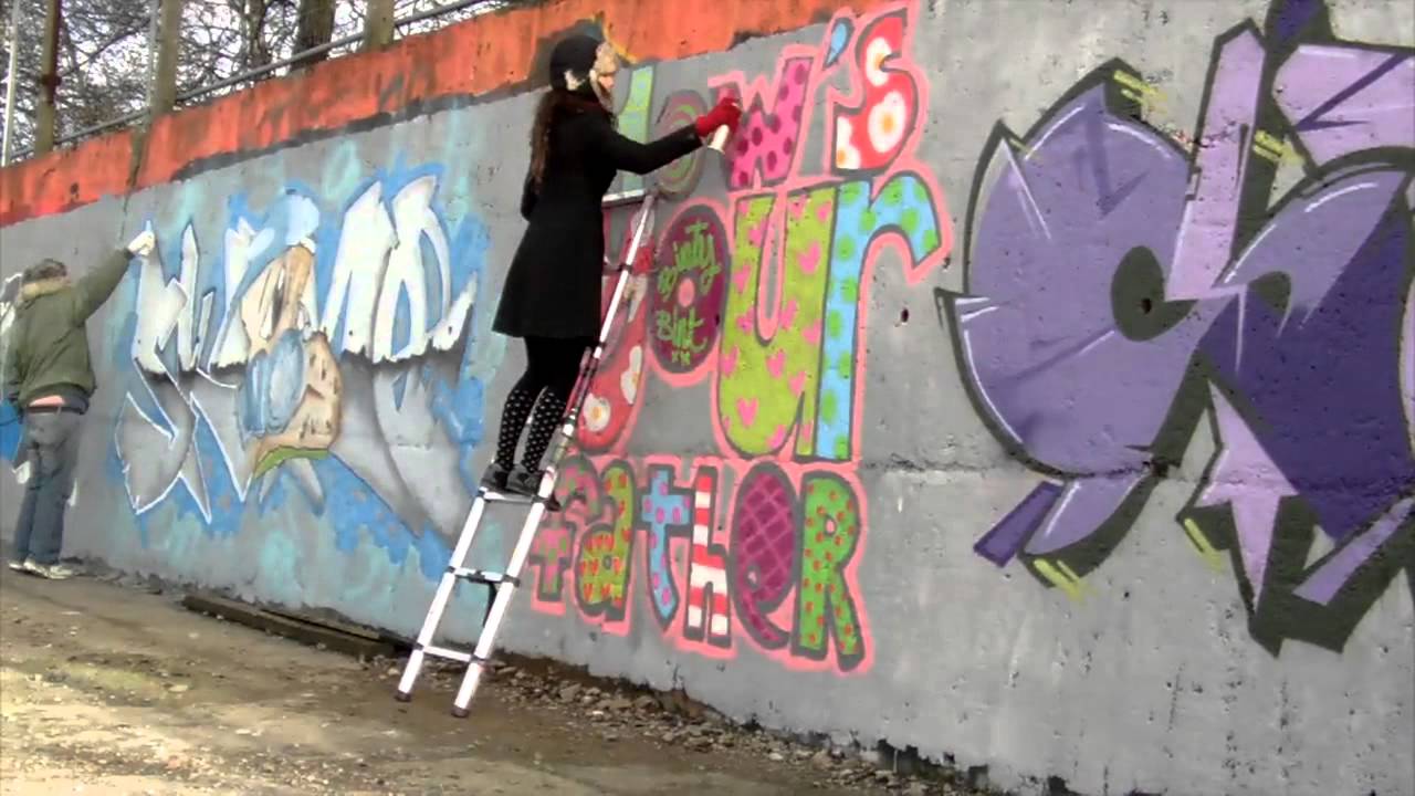 Bint Does January // PhlexMedia / Binty Bint - YouTube