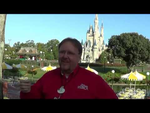 Robert Hamberg talks about Glow With the Show and the Osborne Lights ...