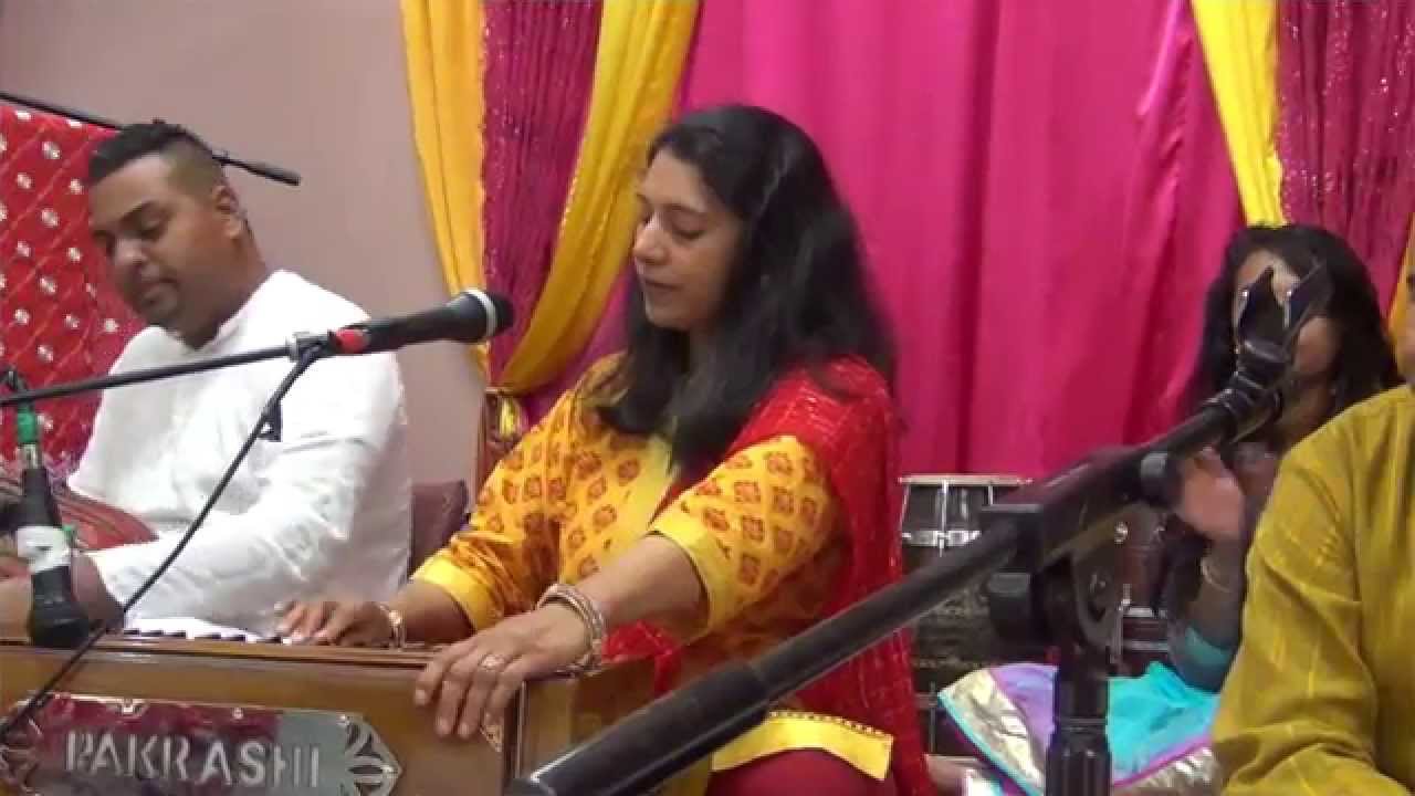 [Live in USA] Narhari kaise bhakti karun main teri - Saint Raidas ...