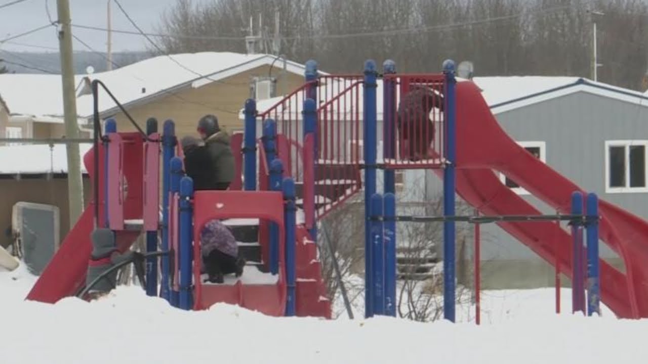 Poor living conditions affecting First Nations childrens’ health - YouTube