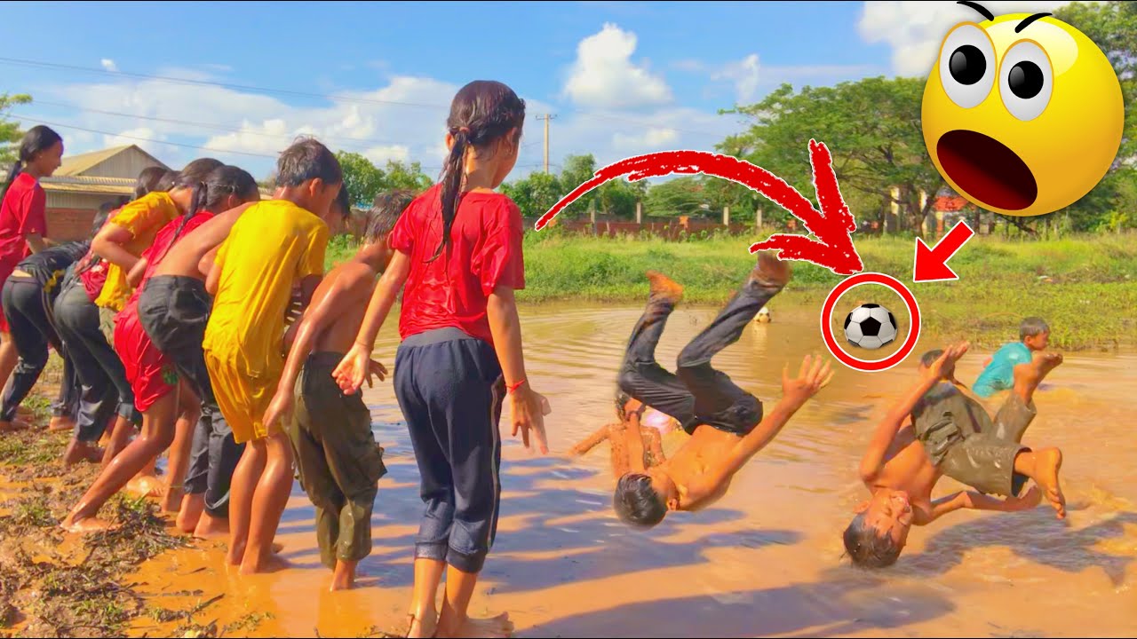 football in water challenge - YouTube