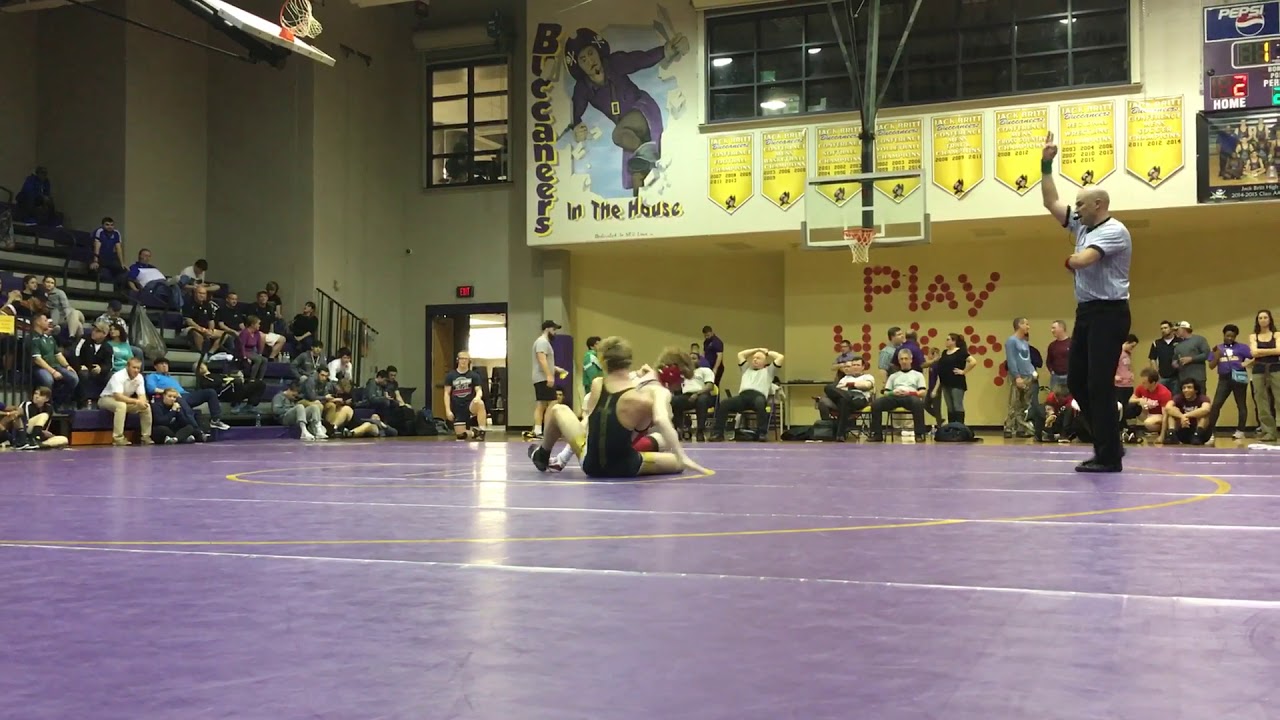 Pine Forest wrestling Daniel Peede at the Boneyard Bash - YouTube