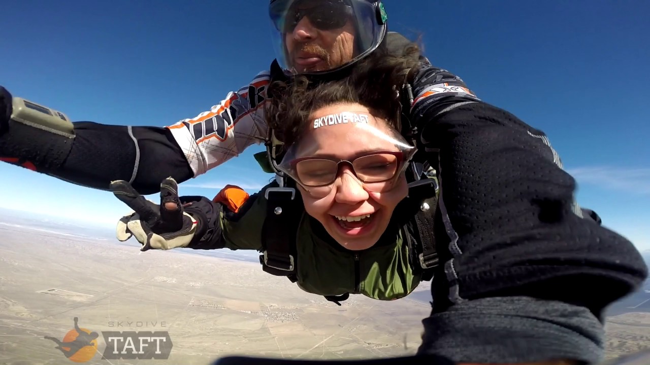 Maya Sanchez Skydive Taft. - YouTube